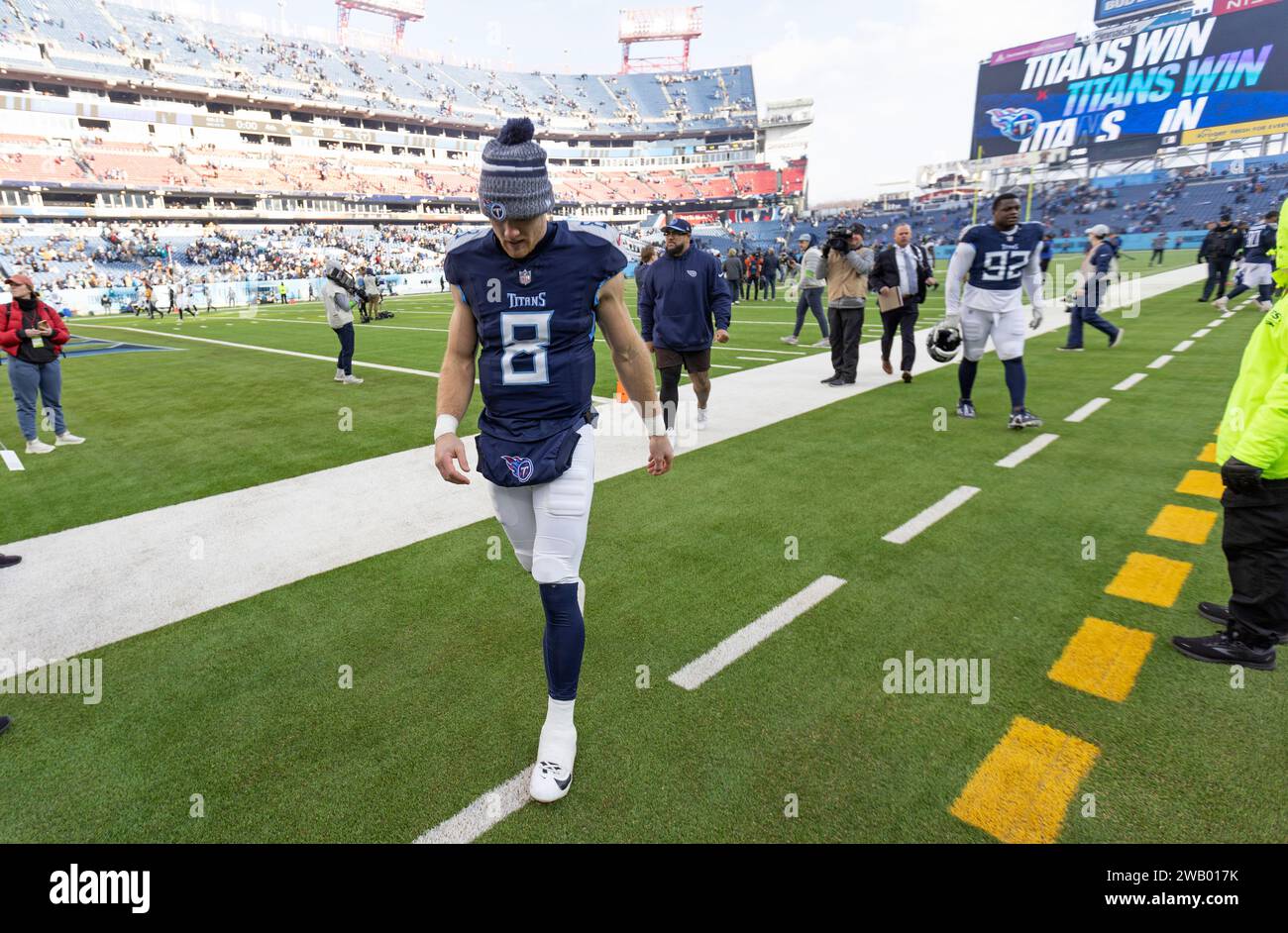 Tennessee Titans quarterback Will Levis (8) leaves the field after ...