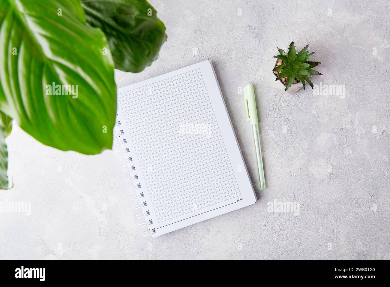 Workspace setup blank notebook hi-res stock photography and images - Alamy