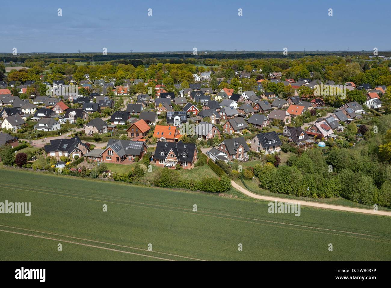 Aerial view of a single-family home complex Stock Photo - Alamy