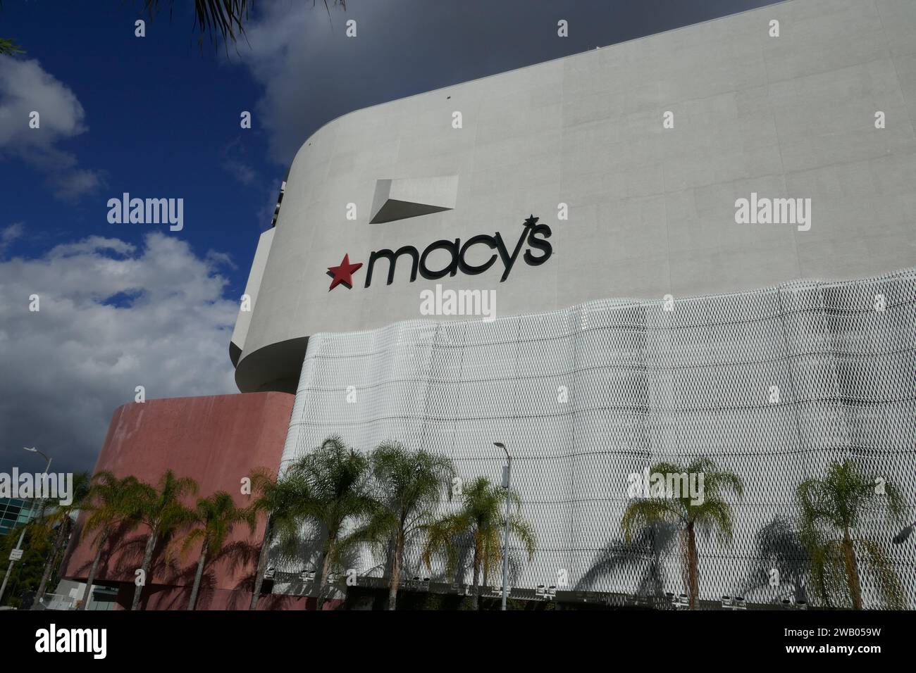 Los Angeles, California, USA 3rd January 2024 Macys at the Beverly Center on January 3, 2024 in ...