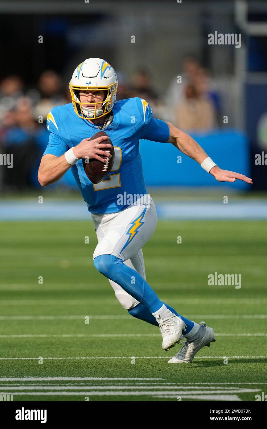 Los Angeles Chargers quarterback Easton Stick, isolated action ISO ...