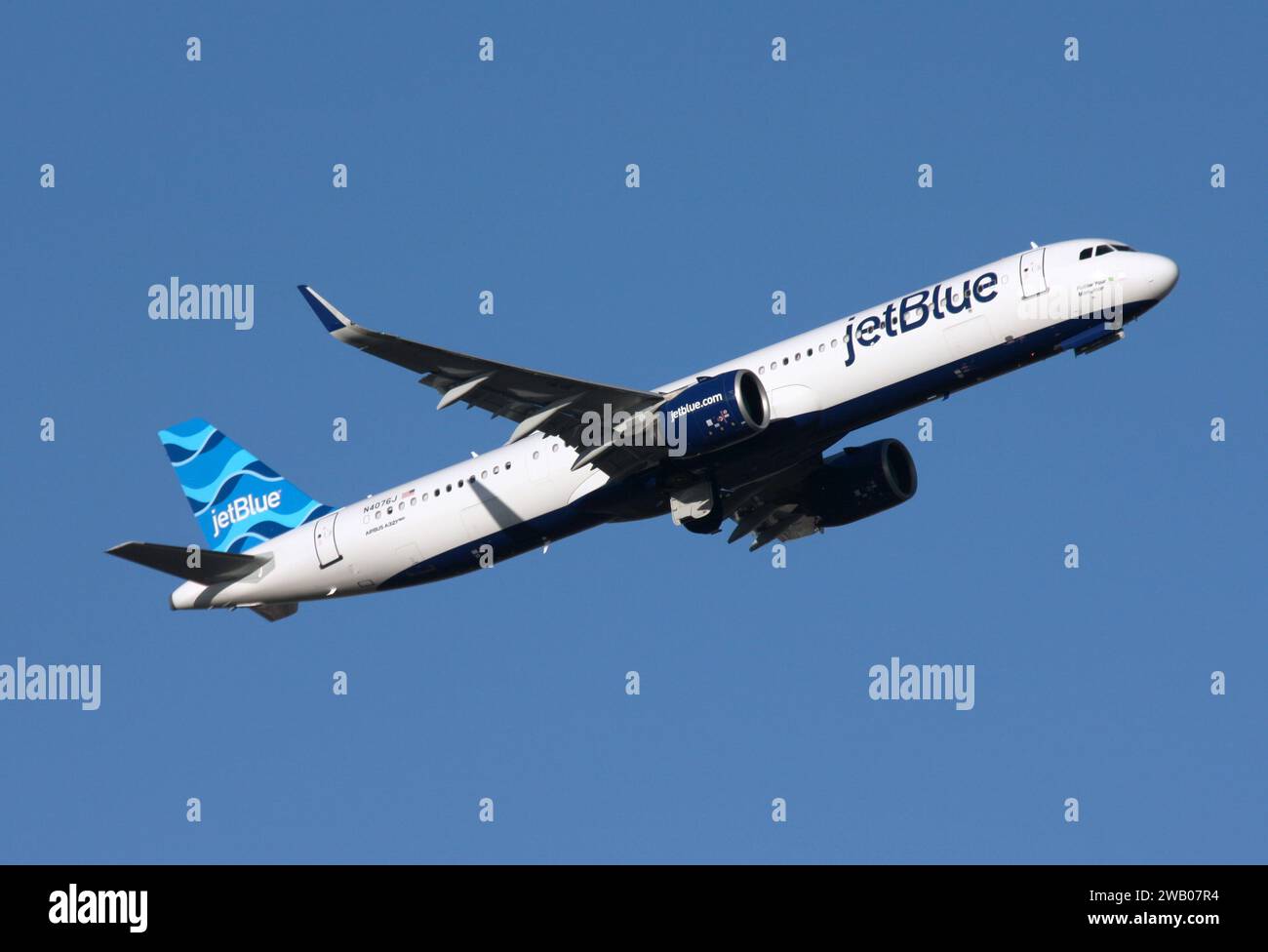 An Airbus A321Neo of JetBlue Airways departs London Gatwick Airport ...