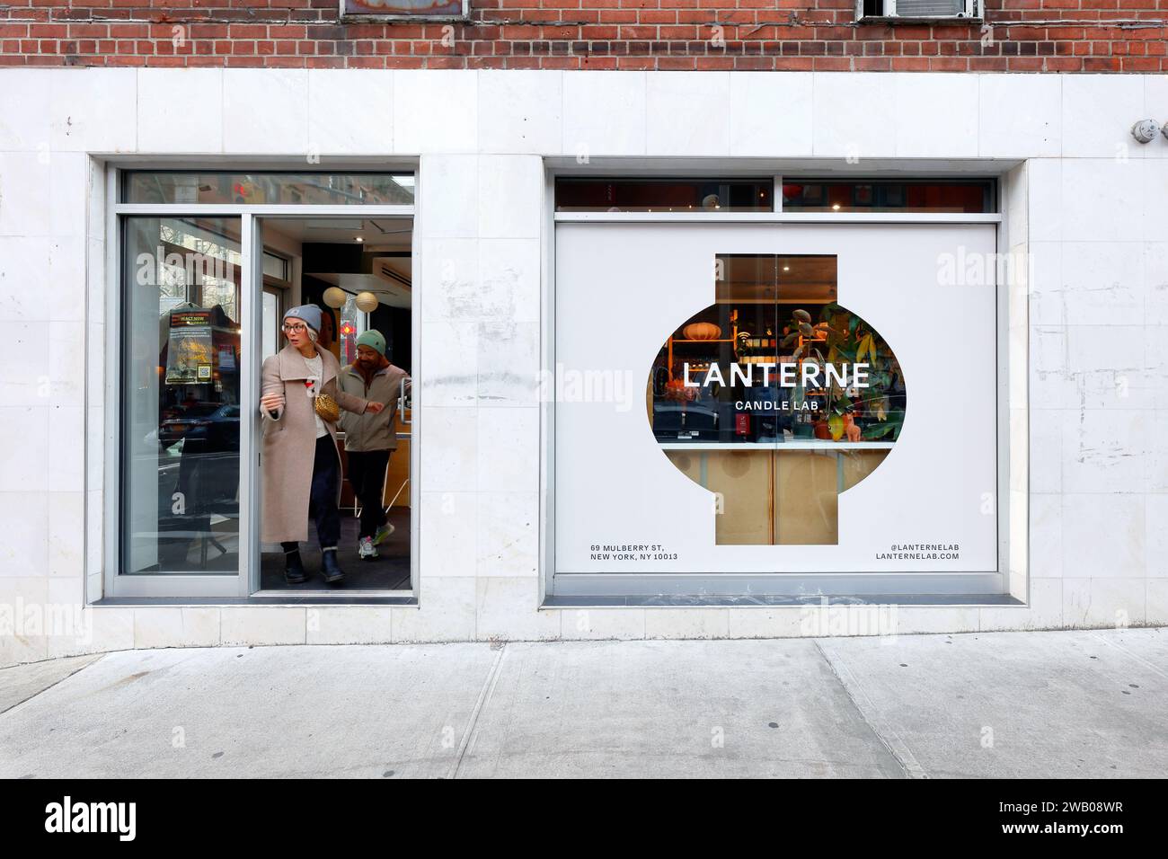 Candle making hi-res stock photography and images - Alamy