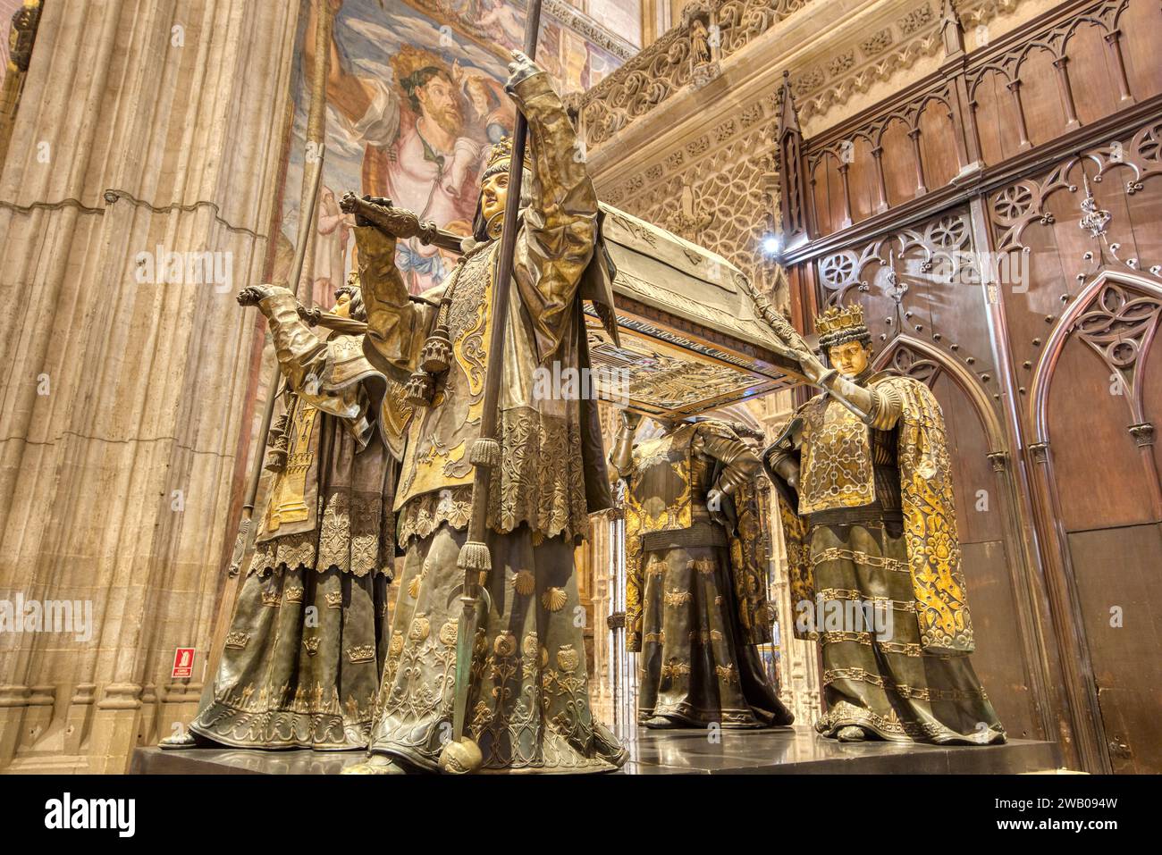 Tomb of christopher columbus hi-res stock photography and images - Alamy