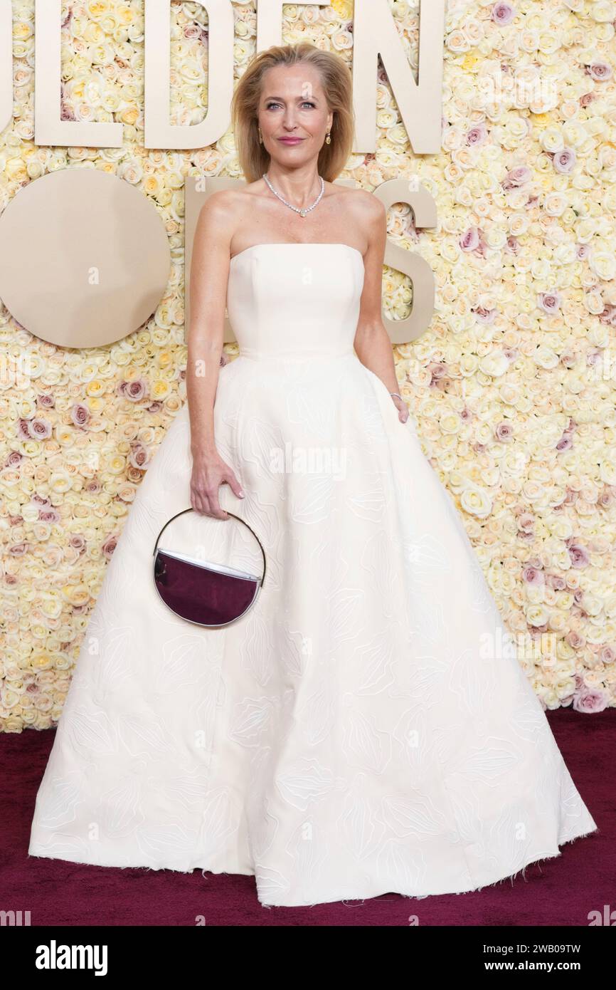 Gillian Anderson arrives at the 81st Golden Globe Awards on Sunday, Jan ...
