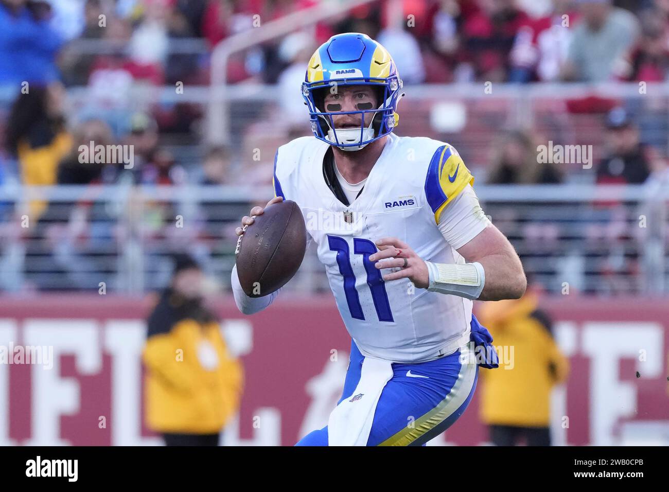 Los Angeles Rams quarterback Carson Wentz (11) passes against the San ...