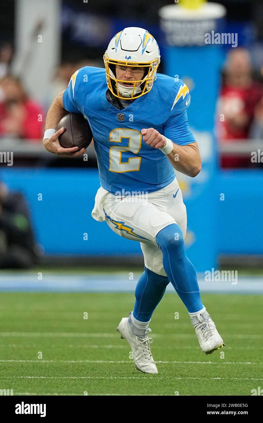 Los Angeles Chargers quarterback Easton Stick isolated action runs with ...