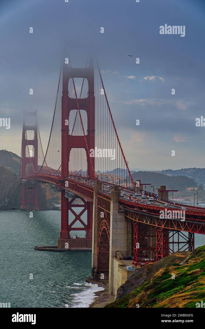 Undoubtedly the most photographed bridge in the world and a marvel of ...