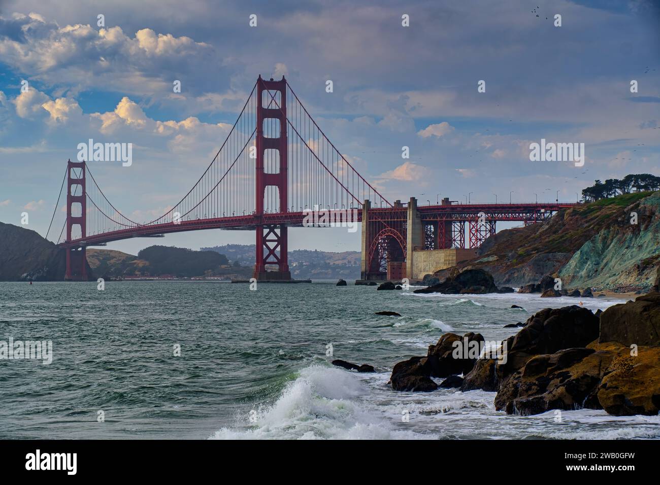 Undoubtedly the most photographed bridge in the world and a marvel of ...
