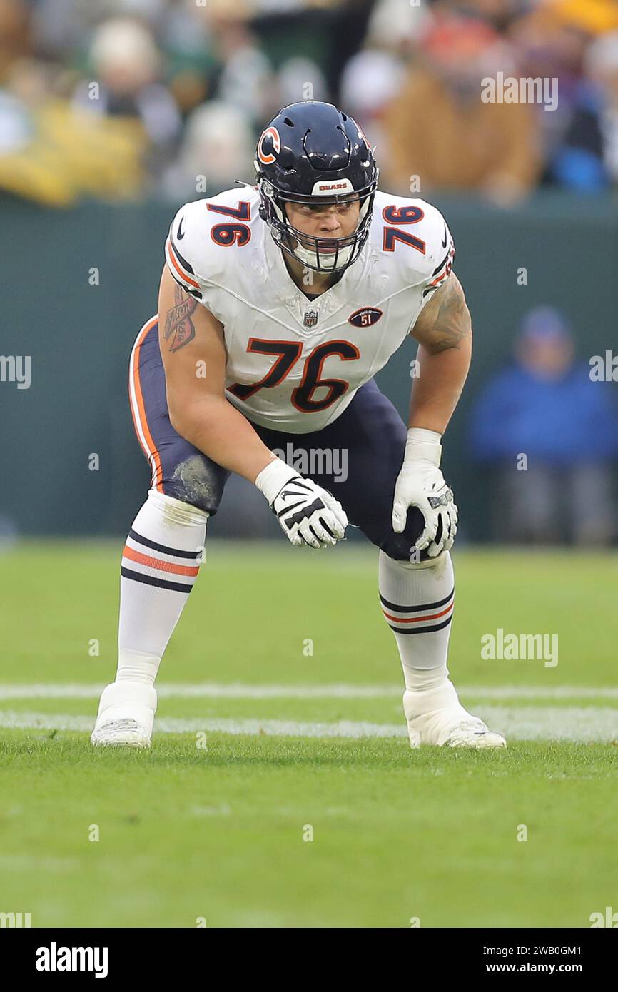 Chicago Bears offensive tackle Teven Jenkins (76) during an NFL ...
