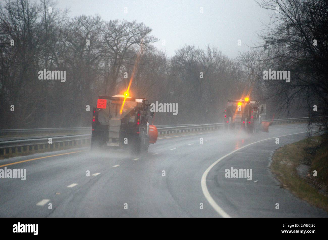 UNITED STATES: 01-06-2023: Two VDOT snow plows try to keep route 7 ...
