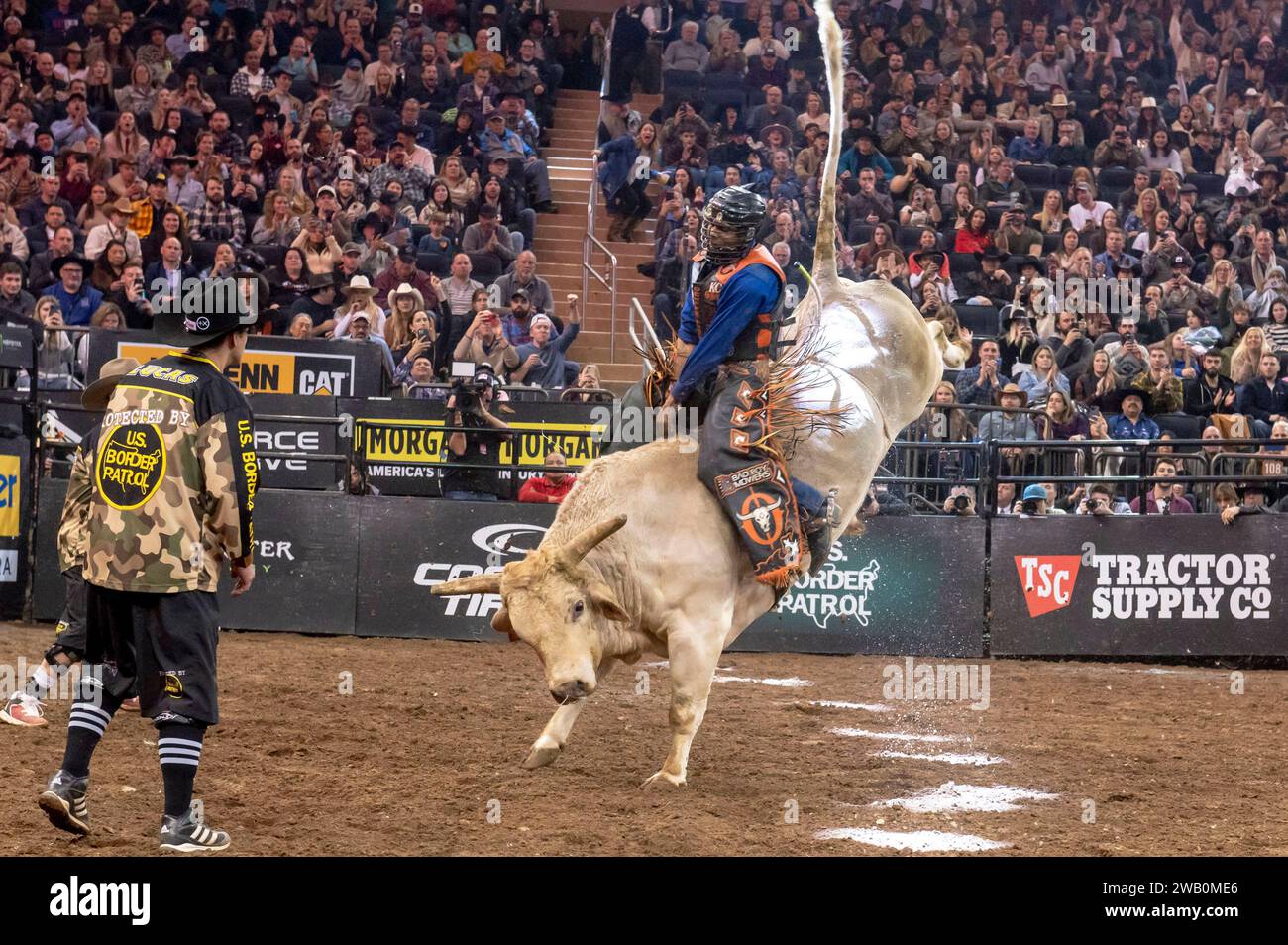 New York, New York, USA. 6th Jan, 2024. (NEW) 2024 Professional Bull ...