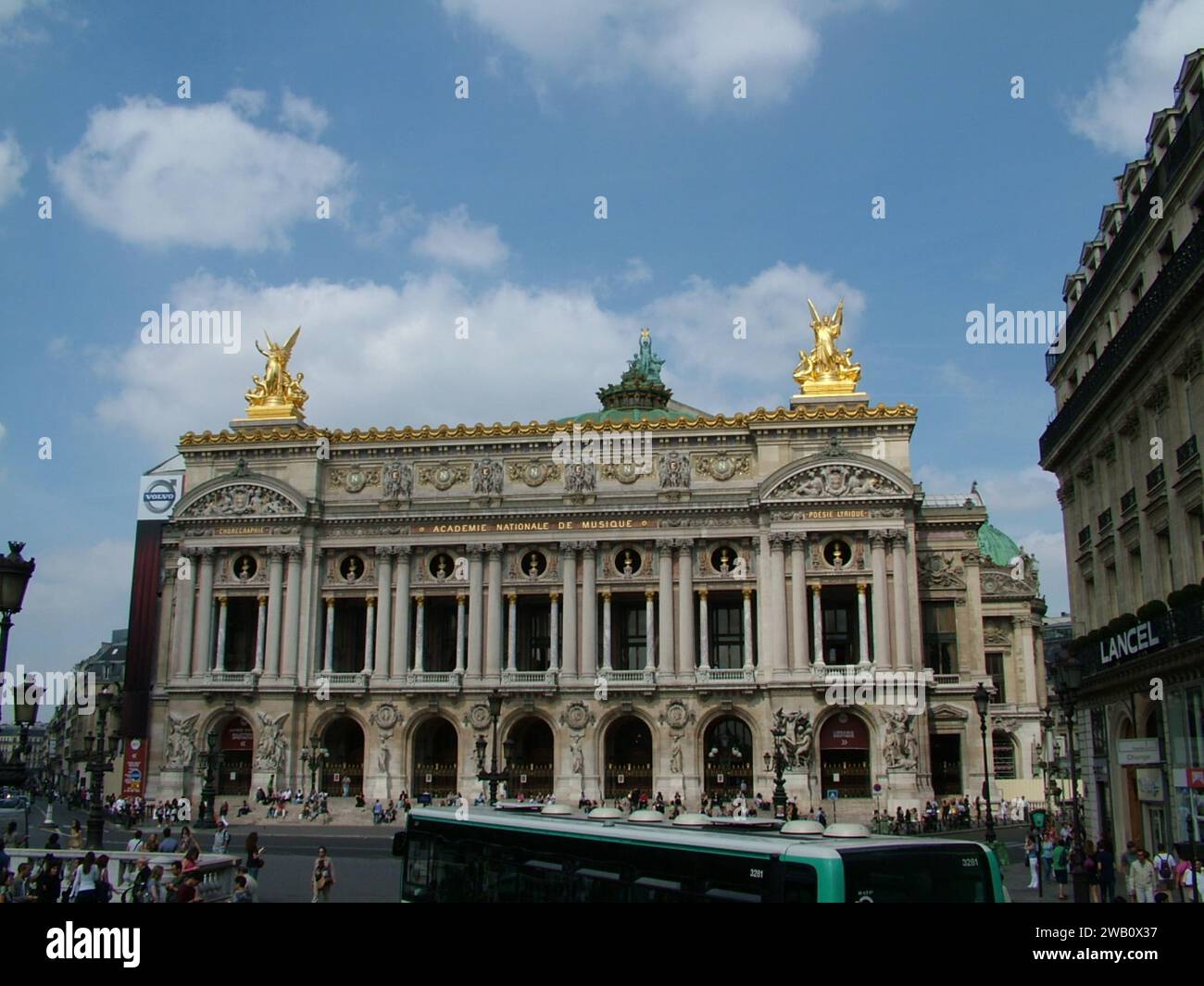 People gathering to enjoy the Opera at the Palais Garnier.in Paris ...