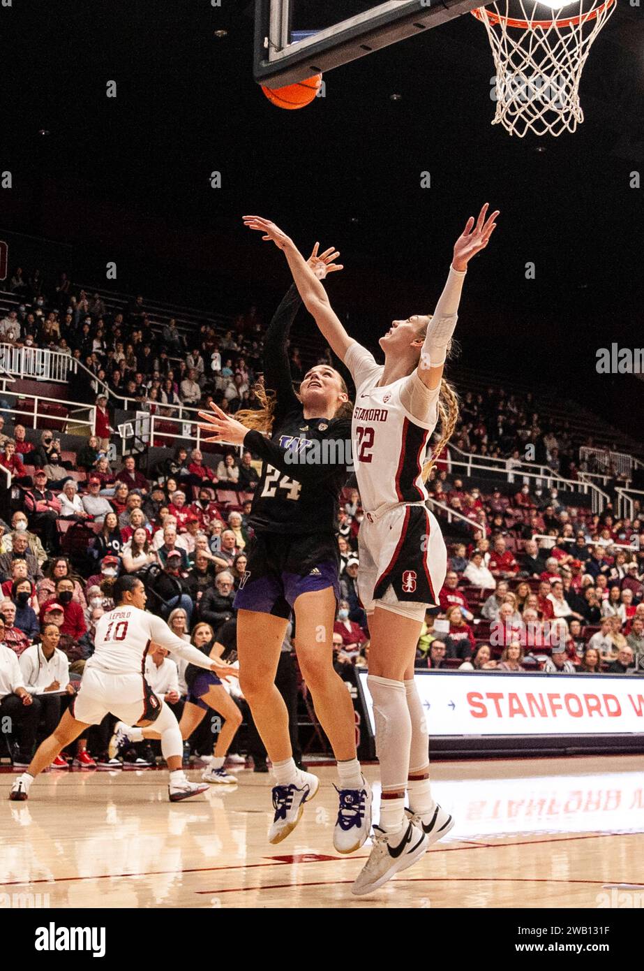 Maples Pavilion Stanford, CA. 07th Jan, 2024. CA, U.S.A. Washington ...