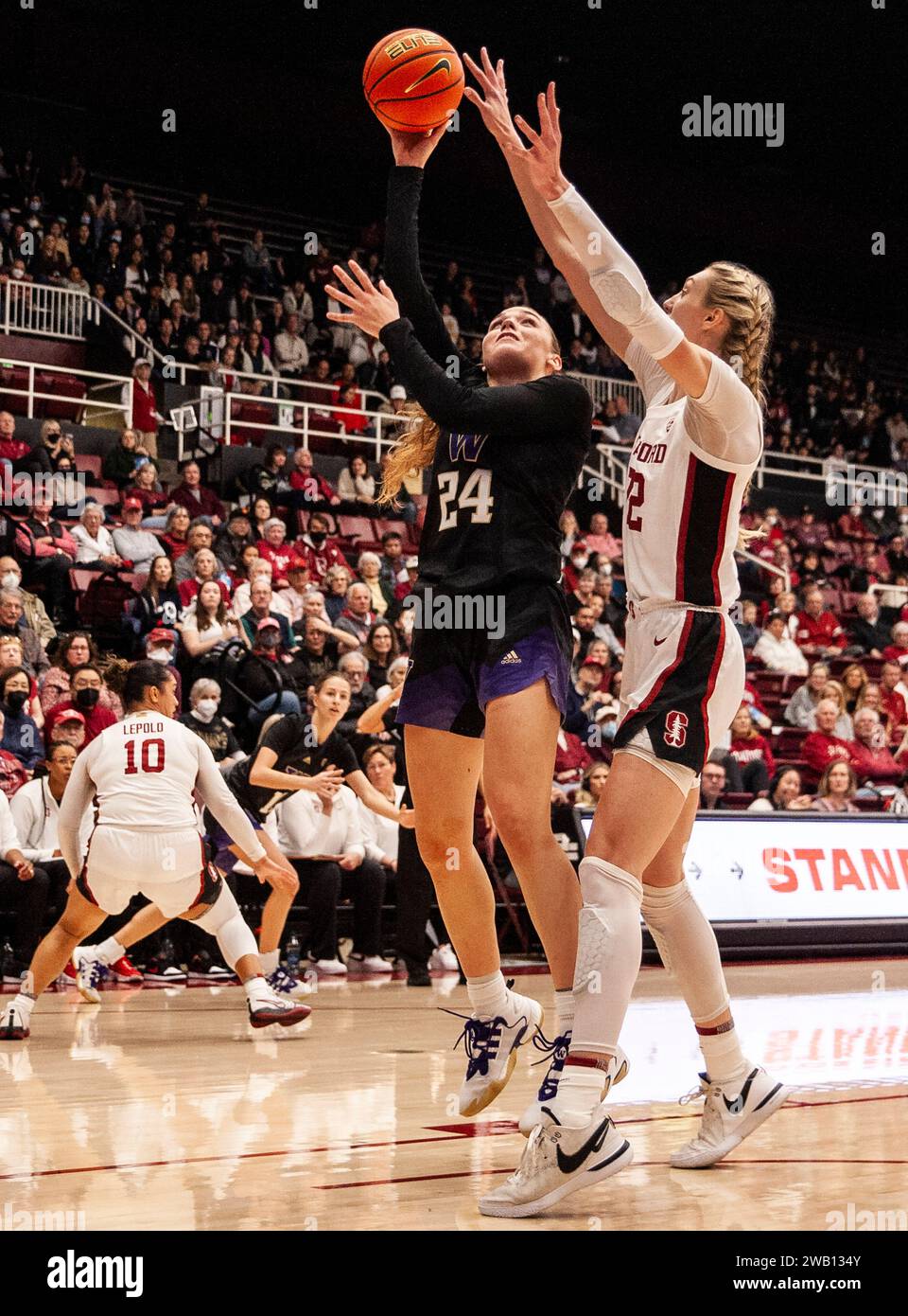 Maples Pavilion Stanford, CA. 07th Jan, 2024. CA, U.S.A. Washington ...
