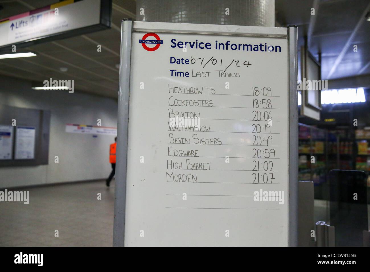 London underground notice board hi-res stock photography and images - Alamy