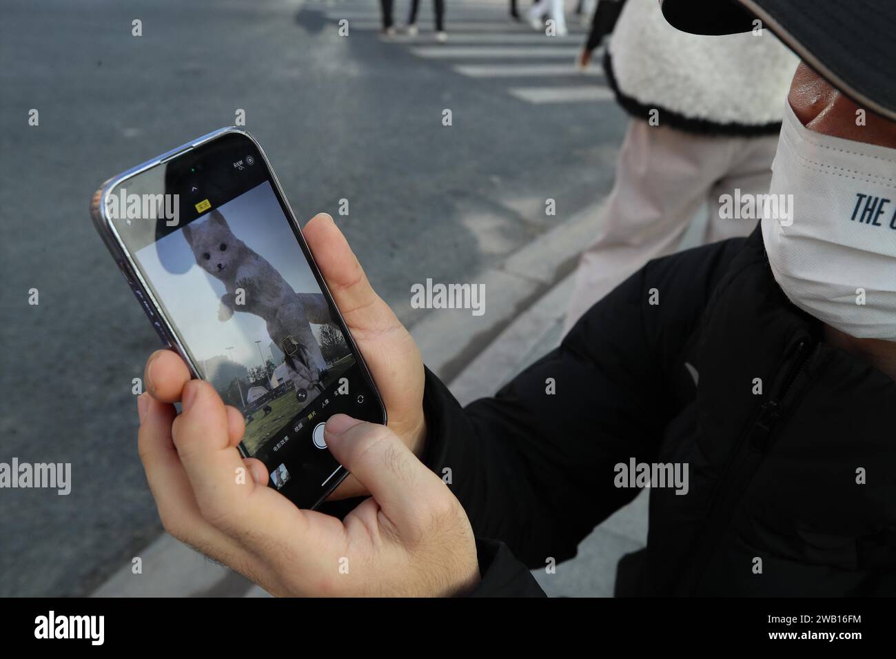 **CHINESE MAINLAND, HONG KONG, MACAU AND TAIWAN OUT** A giant Arctic ...