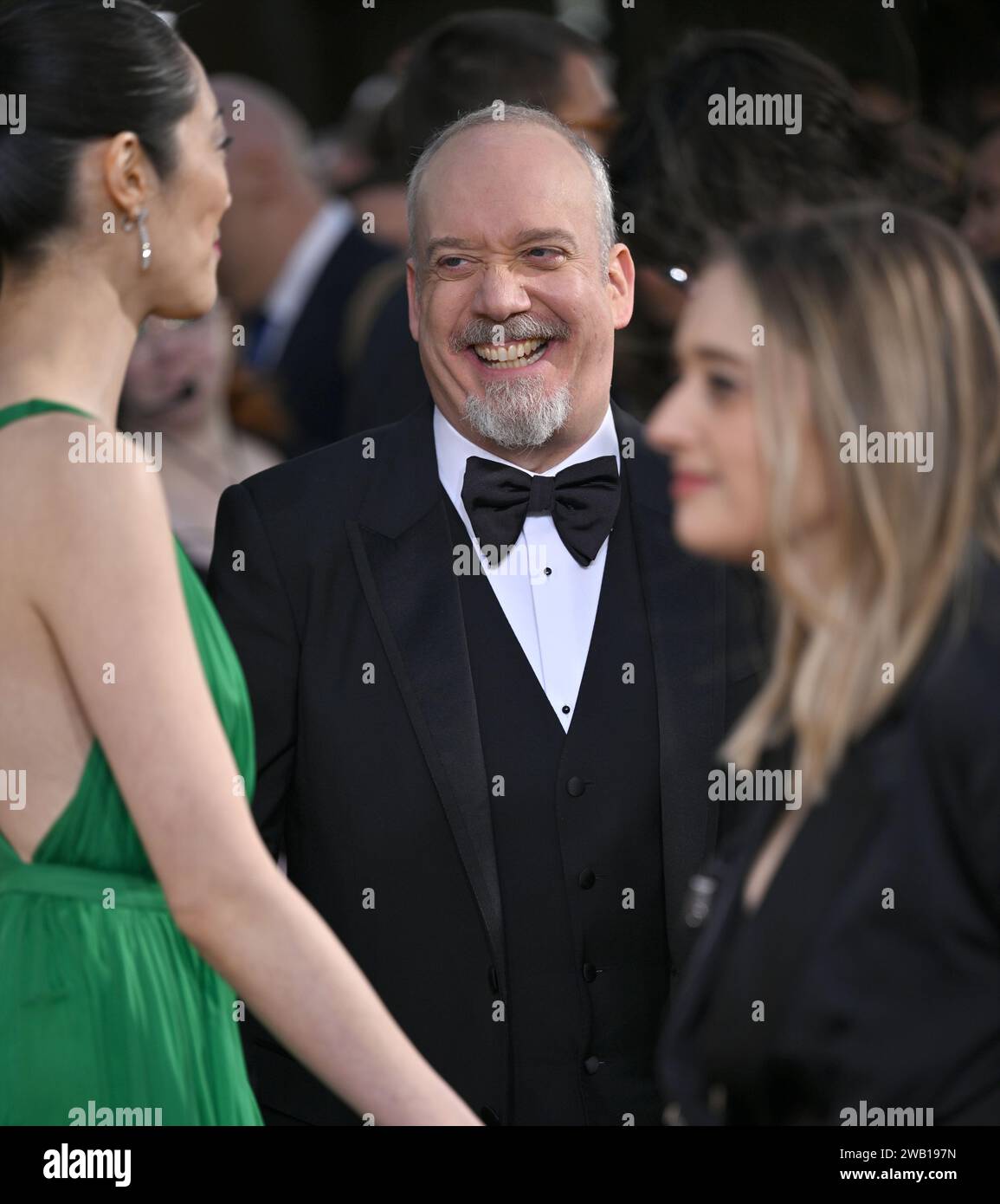 Actor Paul Giamatti arrives for the 81st annual Golden Globe Awards at ...