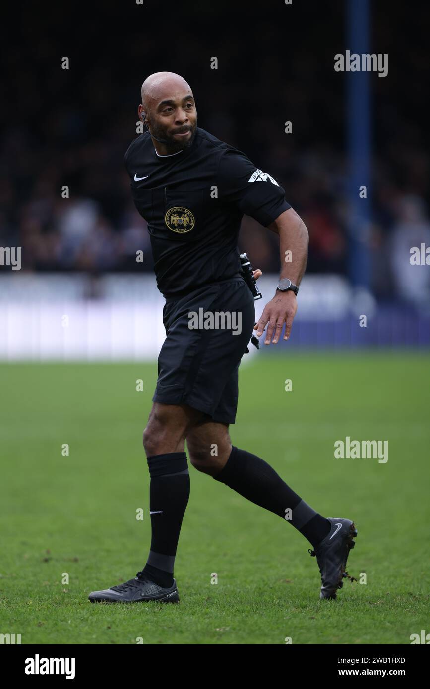 Sam allison referee hi-res stock photography and images - Alamy