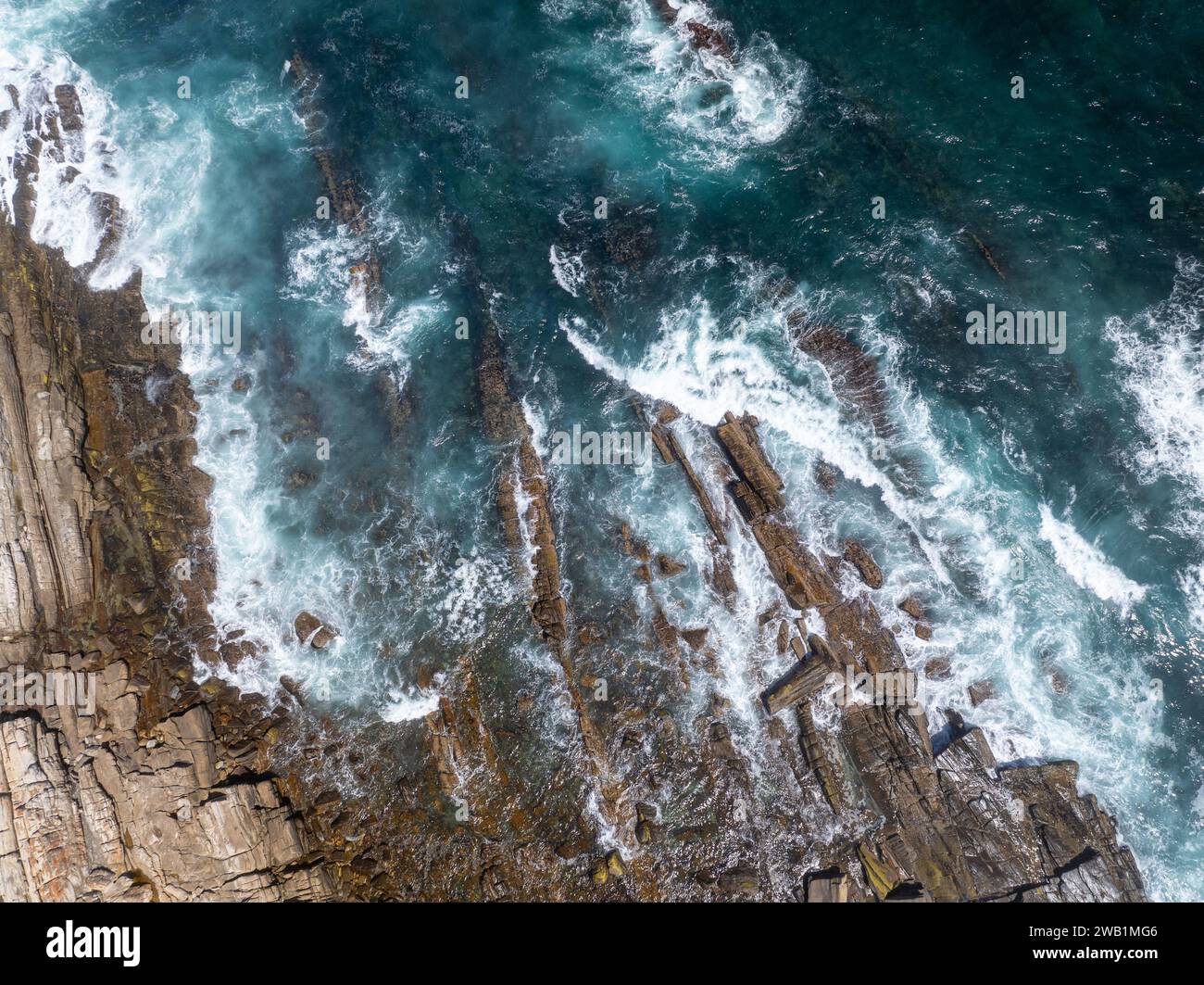 Water splash from wave hitting hi-res stock photography and images - Alamy