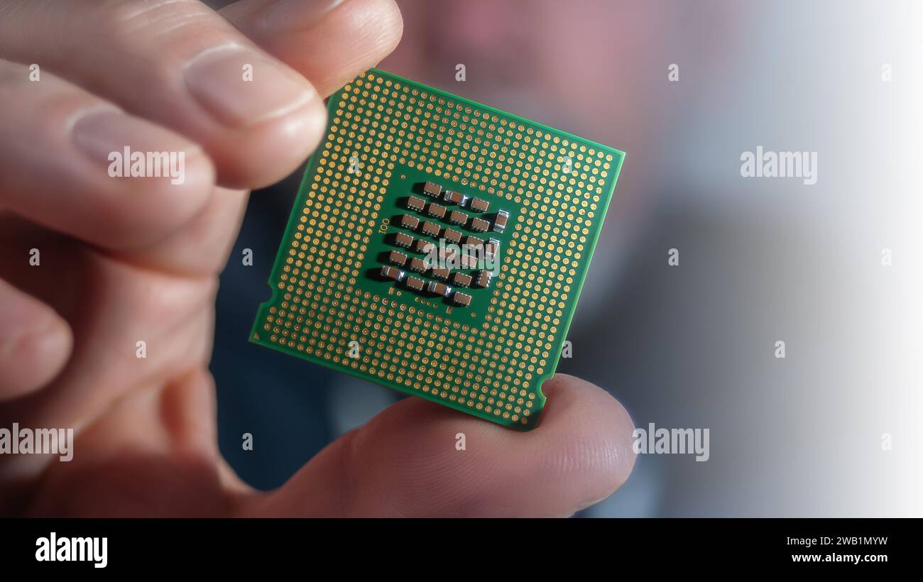 Semiconductor package hi-res stock photography and images - Alamy