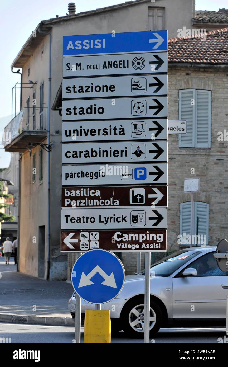 Road sign in assisi hi-res stock photography and images - Alamy