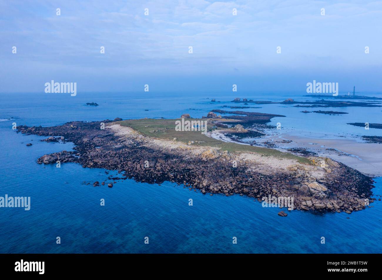 Phare de lile wrach hi-res stock photography and images - Alamy