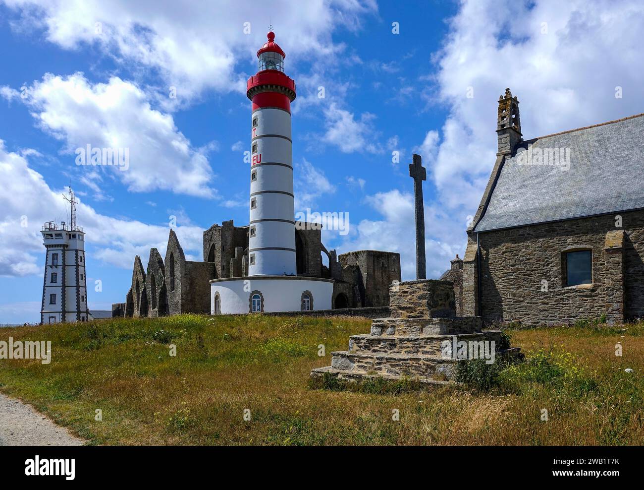 Semaphore, ruins of Saint-Mathieu Abbey, lighthouse and Notre Dame de ...