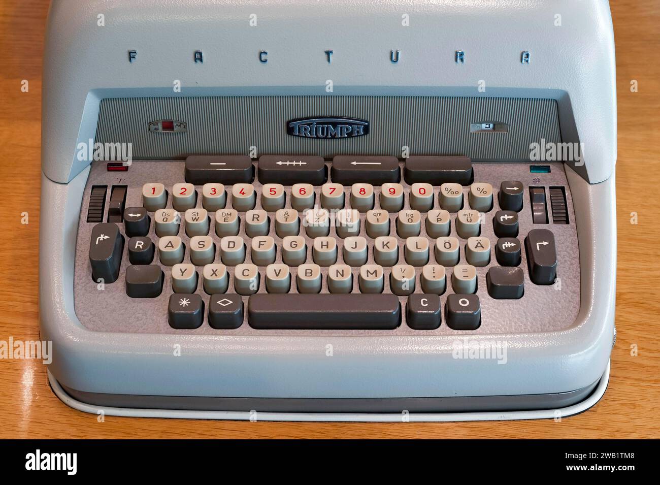 Historical invoicing machine, typewriter, calculating machine, office ...