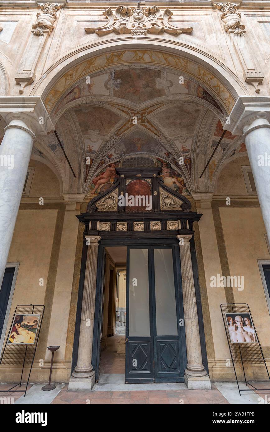 Exit from the estate hi-res stock photography and images - Alamy