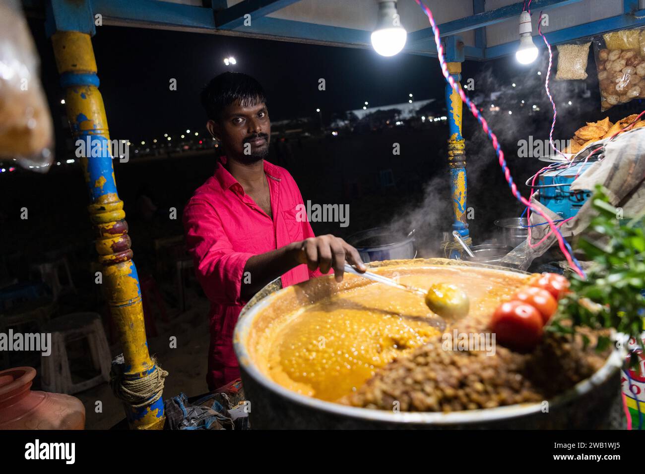 Beach food stall hi-res stock photography and images - Alamy