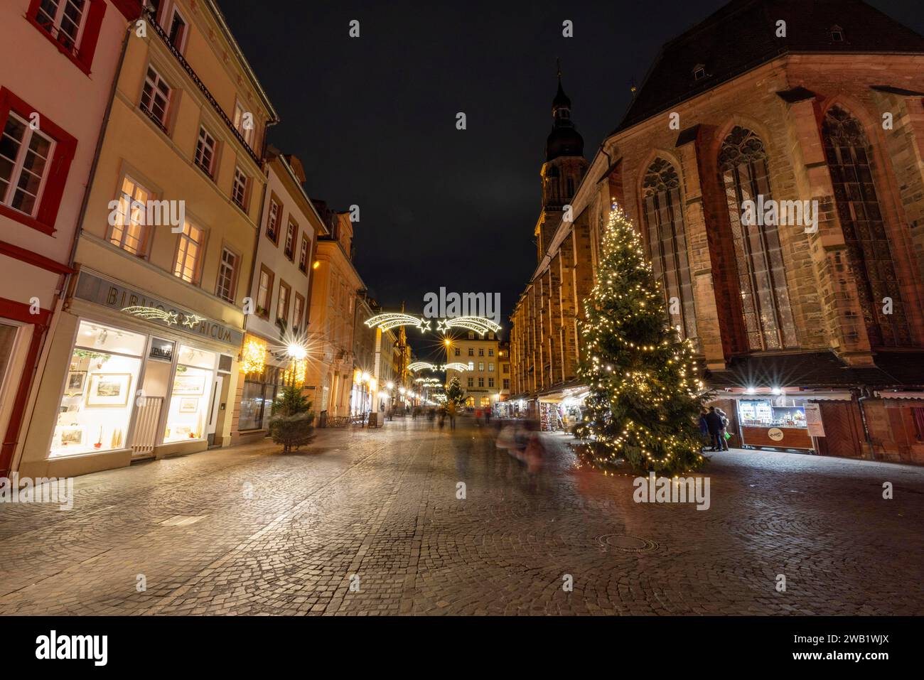 Christmas lights in the main street, Heiliggeistkirche, market square ...