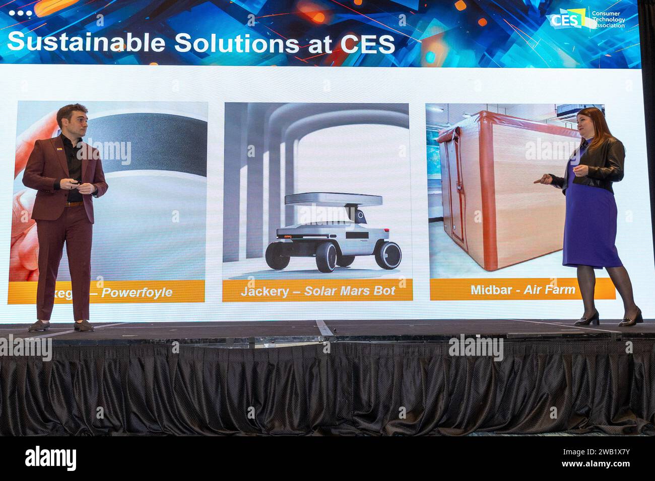 Las Vegas, USA. 07th Jan, 2024. Brian Comiskey (L) and Jessica Booth ...