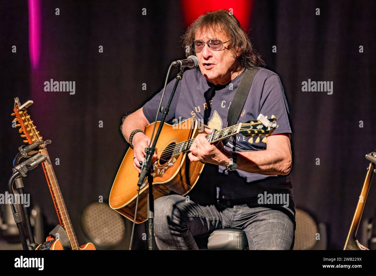 Cottbus, Germany. 05th Jan, 2024. Ex-Puhdys frontman Dieter "Maschine ...
