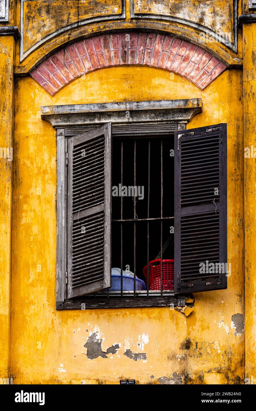 Window of the old houses of Hoi An in Vietnam Stock Photo - Alamy