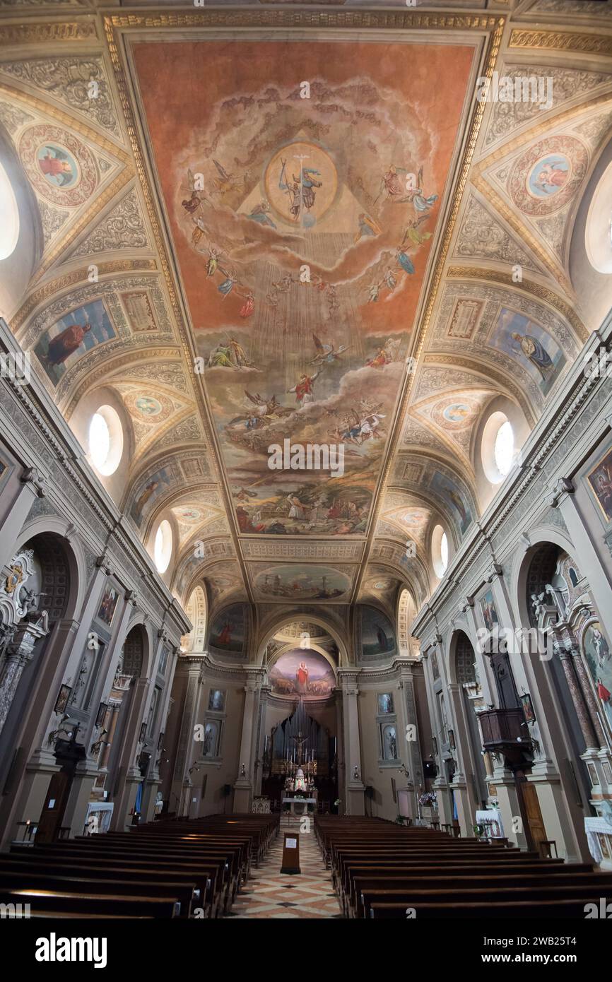 Soave duomo di san lorenzo hi-res stock photography and images - Alamy