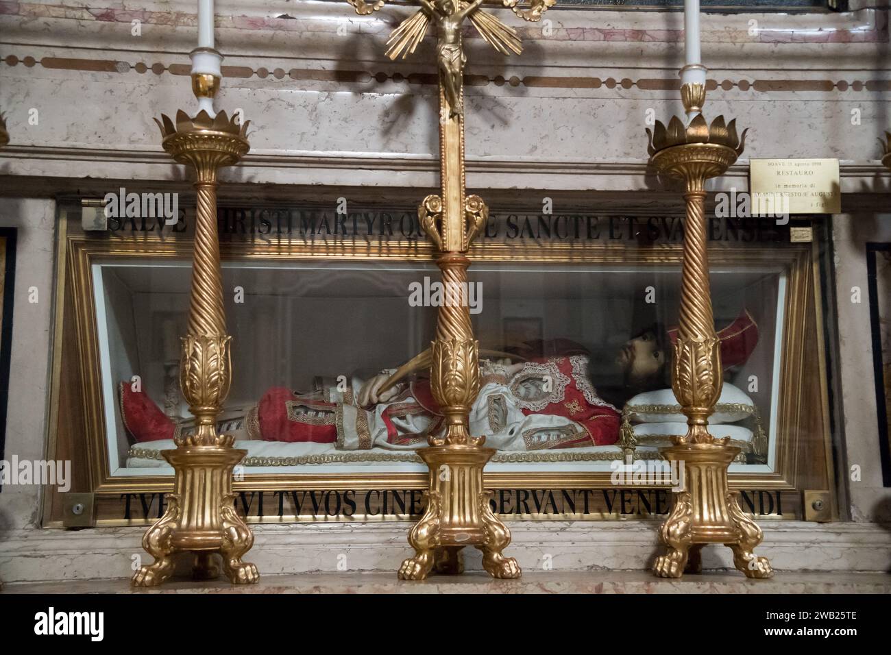 Soave duomo di san lorenzo hi-res stock photography and images - Alamy