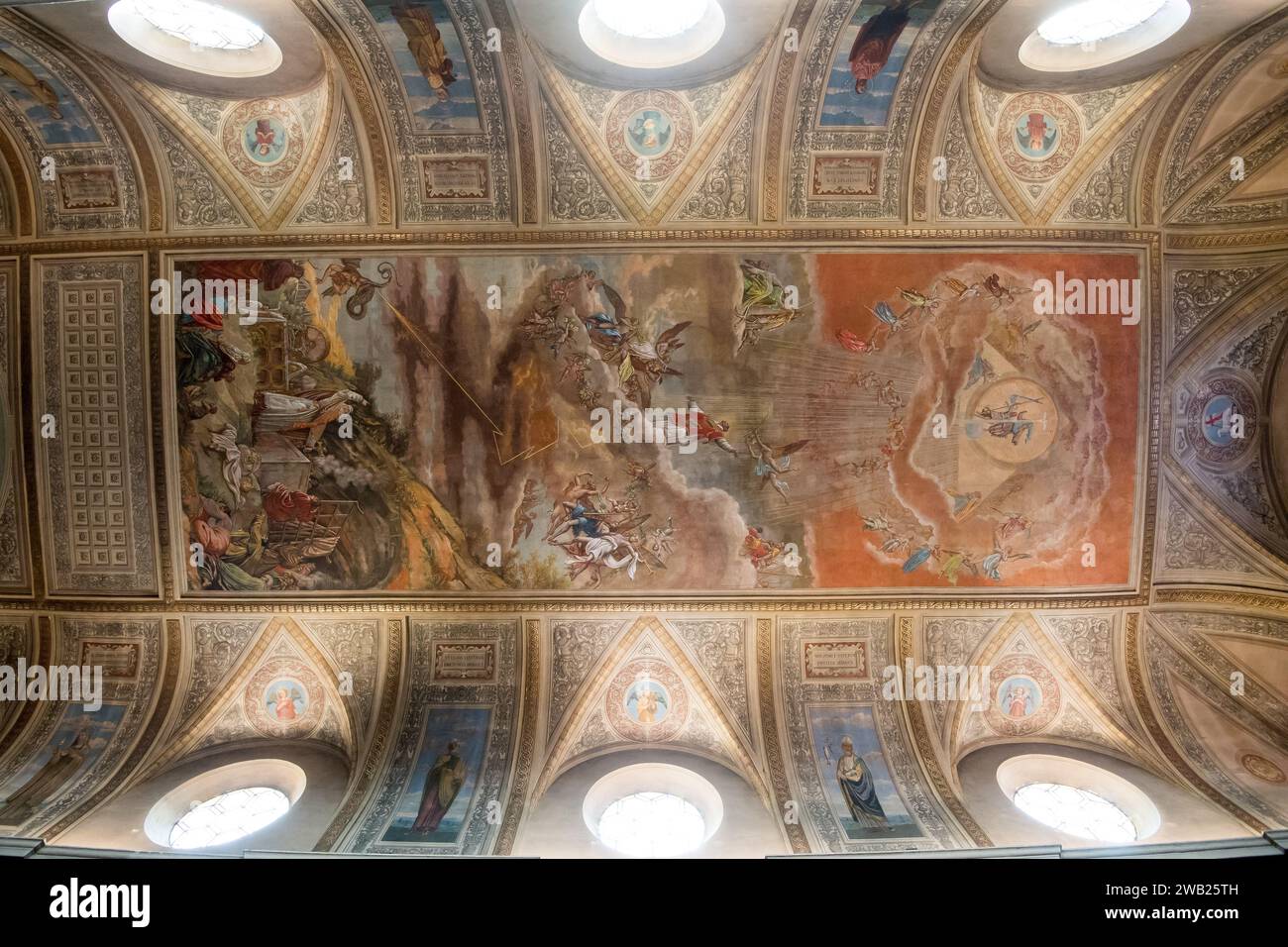 Soave chiesa di san lorenzo hi-res stock photography and images - Alamy