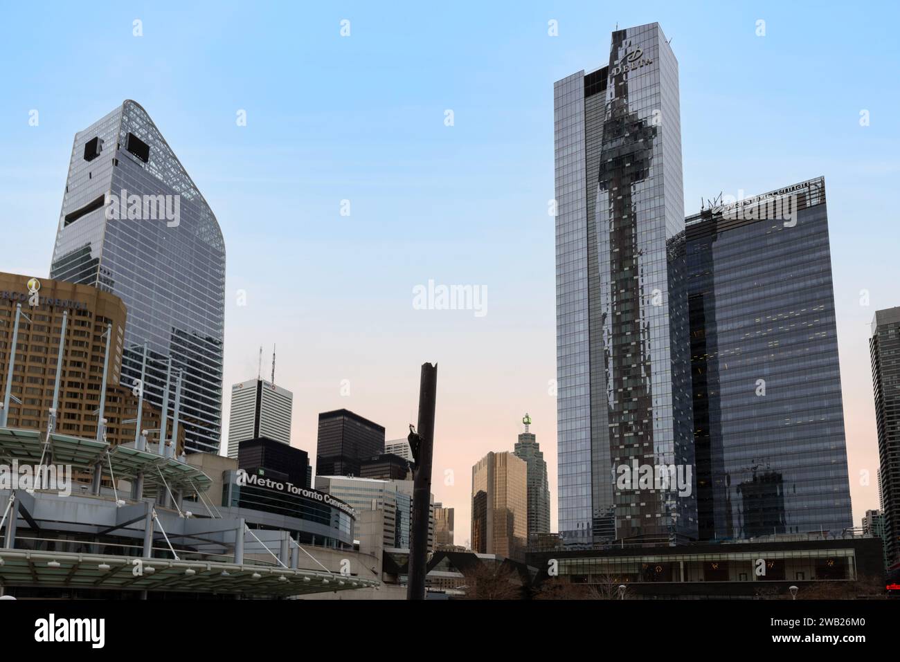 City tourism district downtown skyscrapers hi-res stock photography and ...