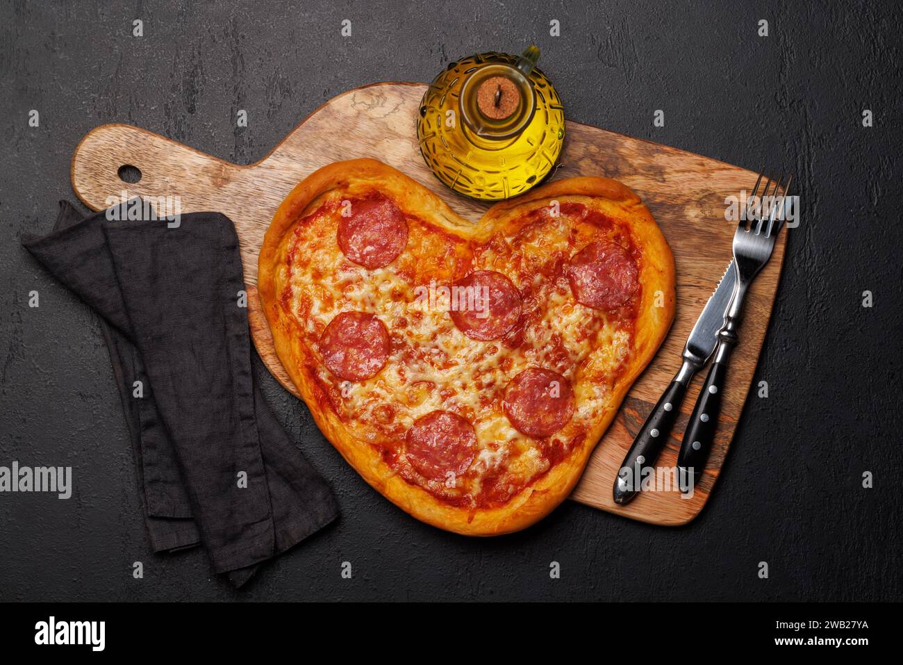 Heart shaped pizza special hi-res stock photography and images - Alamy
