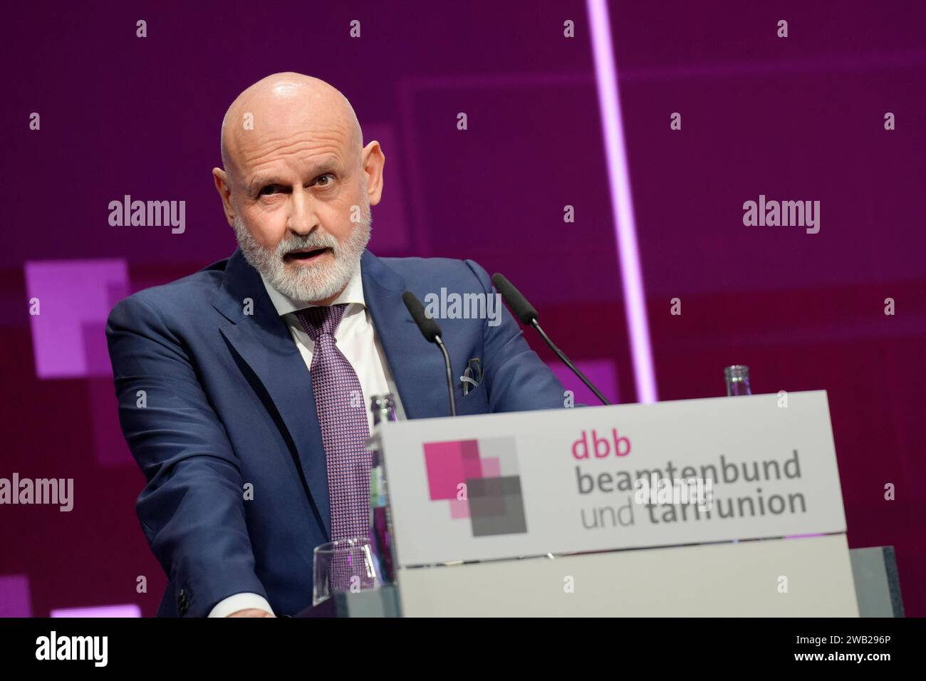 DBB - Beamtenbund und Tarifunion Jahrestagung 2024 Volker Geyer bei ...