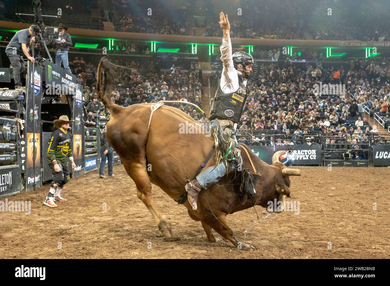 New York, New York, USA. 7th Jan, 2024. (NEW) 2024 Professional Bull ...