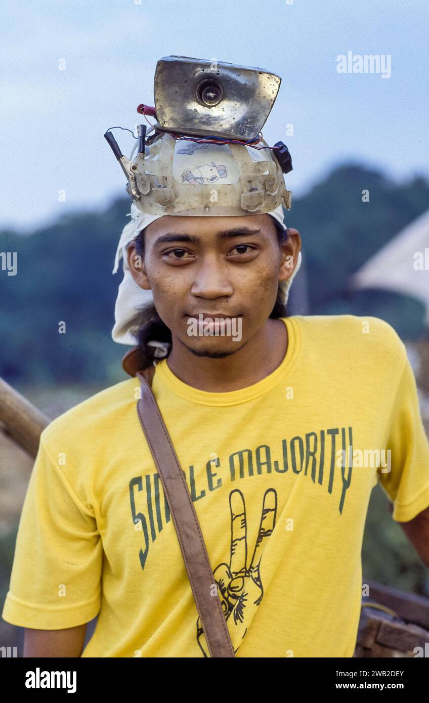 Jakarta's garbage hi-res stock photography and images - Alamy