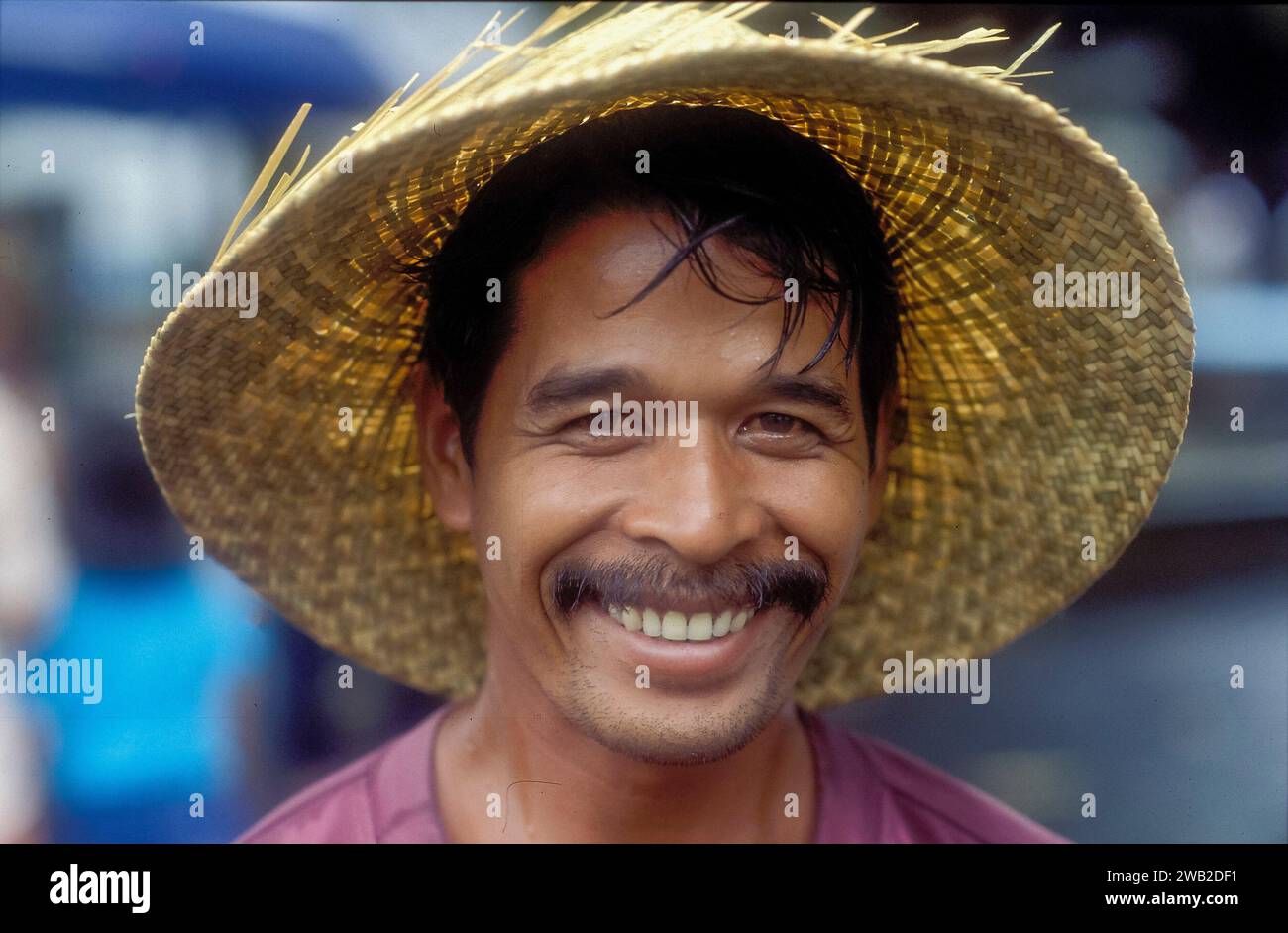 Jakarta's garbage hi-res stock photography and images - Alamy