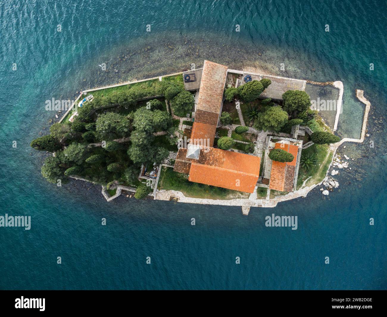 Look down view hi-res stock photography and images - Alamy