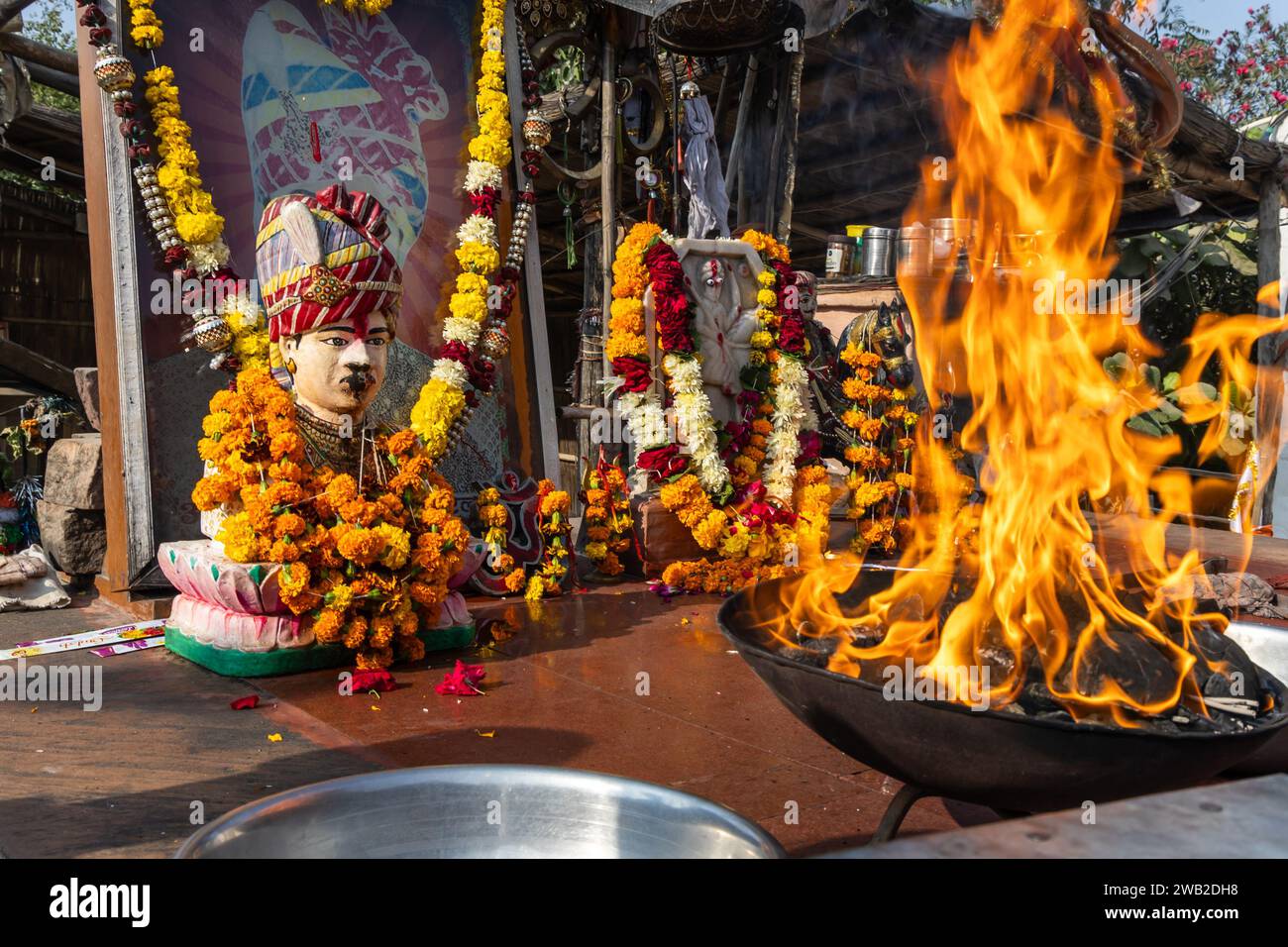 hindu holy bike god om banna worshiping at temple from flat angle image ...