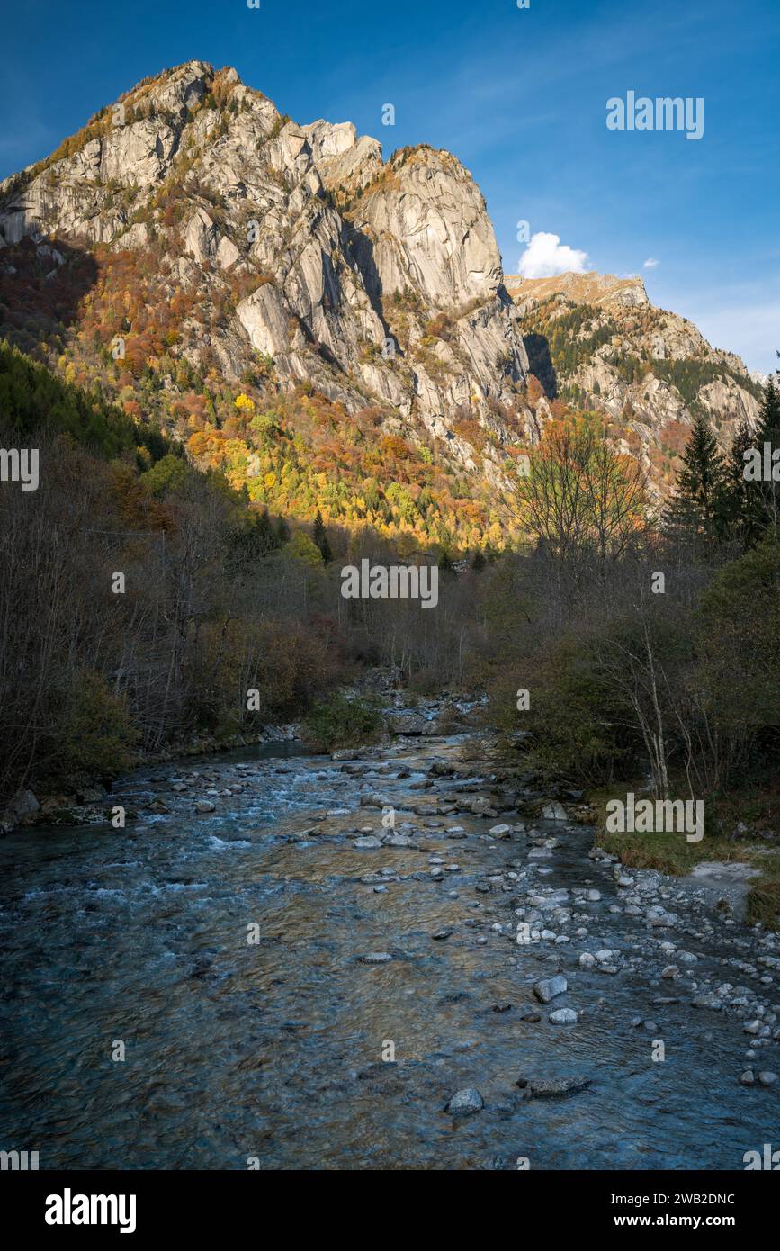 River and sunlight mountains in Val di Mello, Italy Stock Photo - Alamy