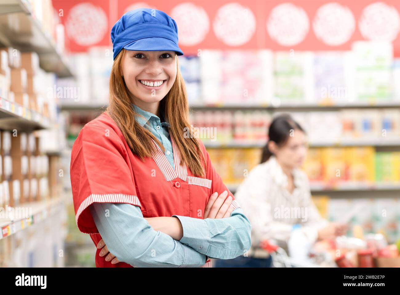 Grocery clerk hi-res stock photography and images - Alamy