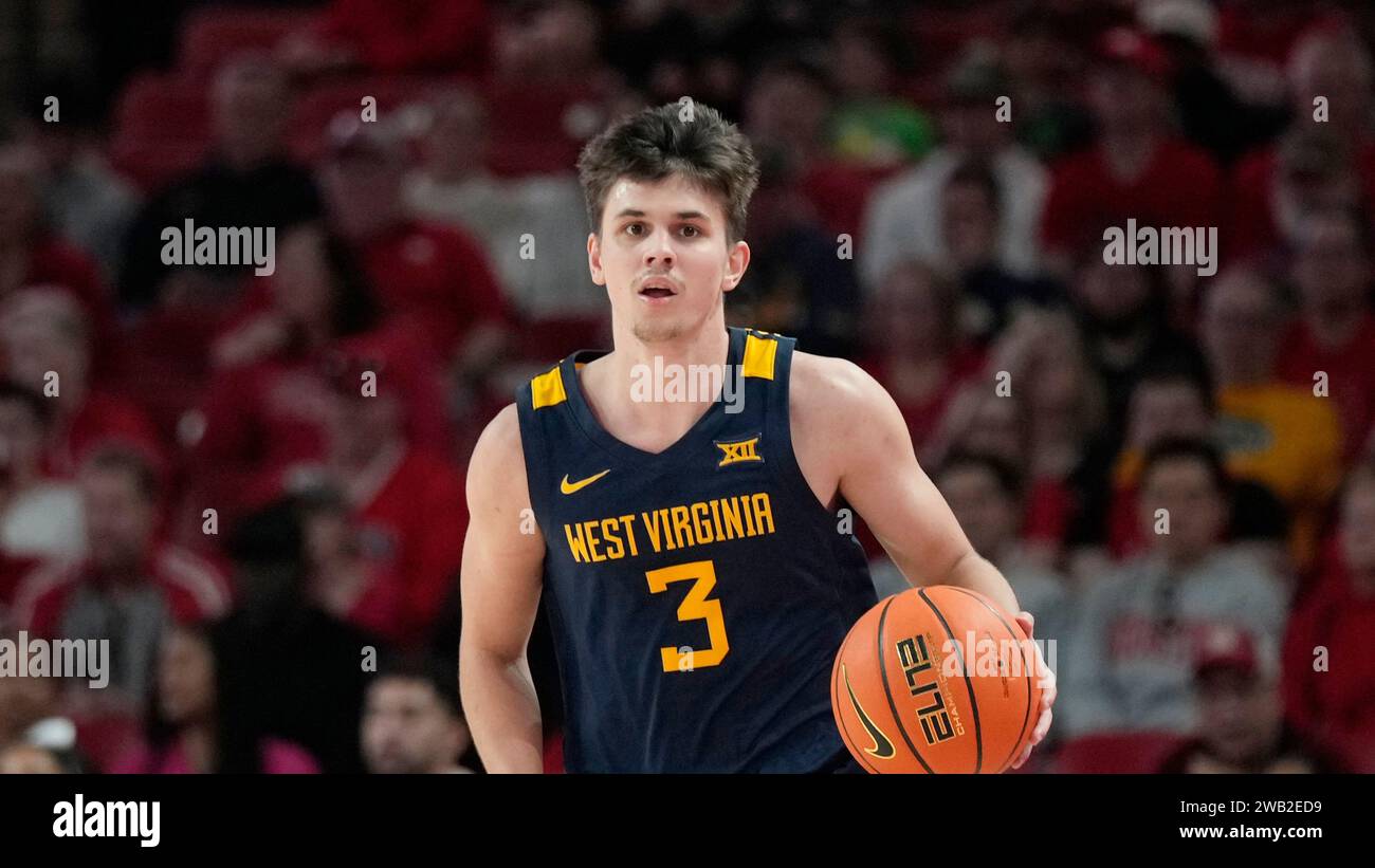 West Virginia guard Kerr Kriisa (3) dribbles during the second half of ...
