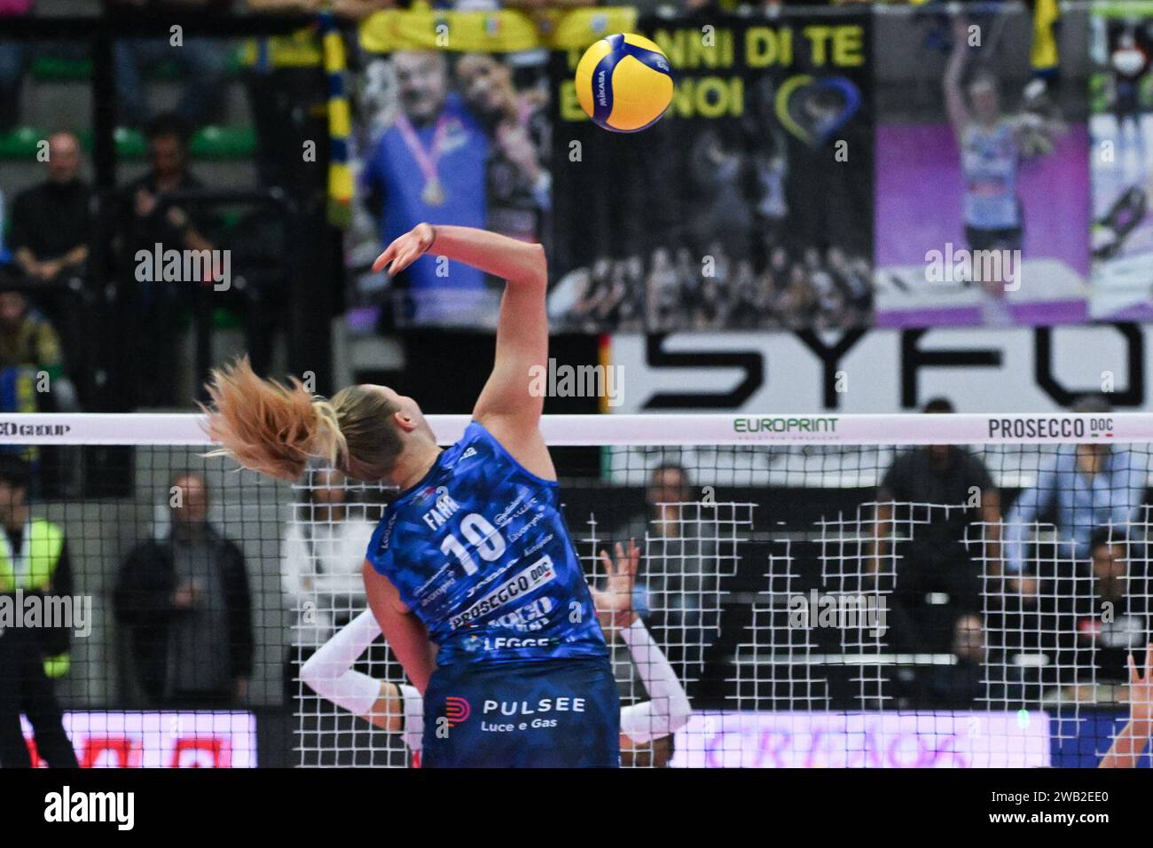 Treviso, Italy. 07th Jan, 2024. Spike of Sarah Fahr ( Prosecco DOC ...